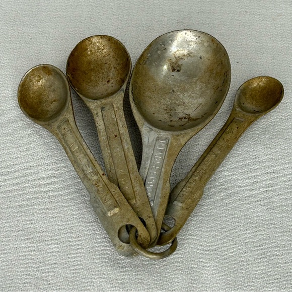 Kitchen | Vintage Aluminum Measuring Spoons Great For Rustic Decor Or ...
